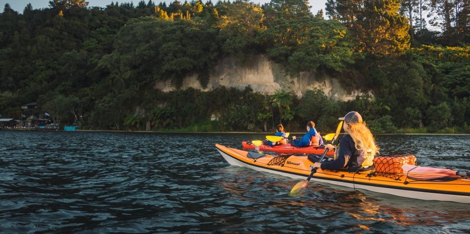 Lake Rotoiti Kayak Tours | Kayaking Rotorua - Everything New Zealand